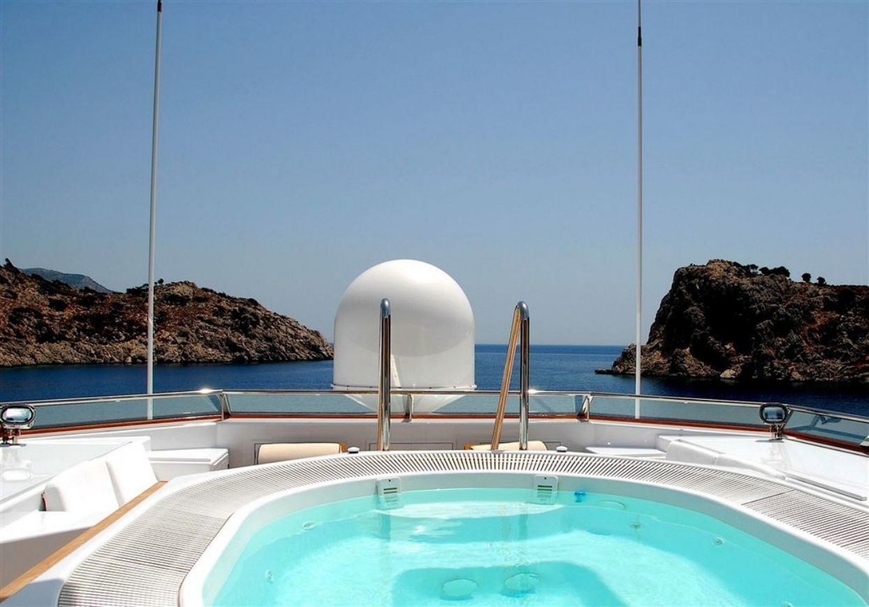 Yacht ECLIPSE, Feadship | CHARTERWORLD Luxury Superyacht Charters